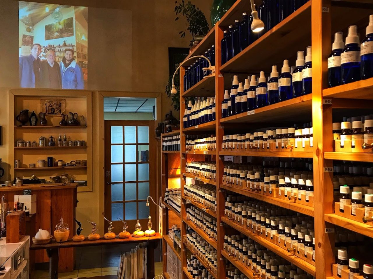 ZAYAT AROMA | La Route des Vins